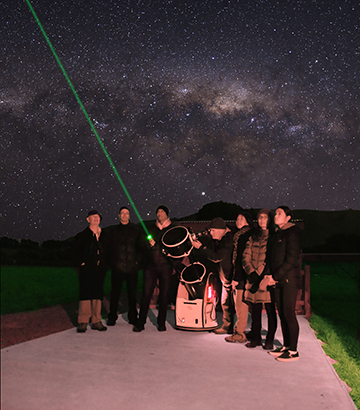 Star Field” opens up the Universe - Martinborough Star